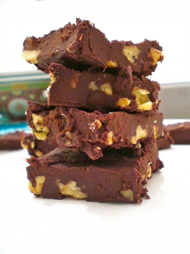 Dark Chocolate Pinto Bean Fudge – Simply Scrumptious by Sarah